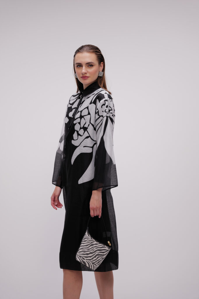 עליונית אורגנזה שחור לבן רוכסן גב – Touch